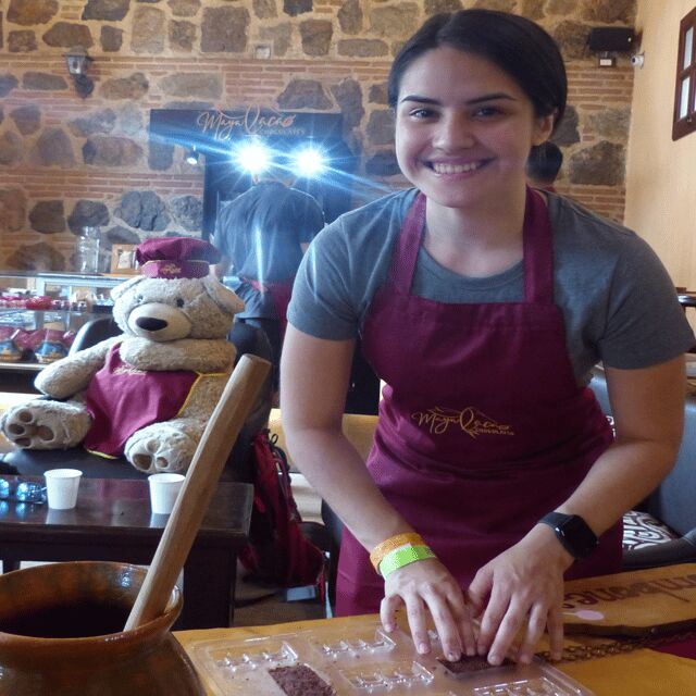 Chocolate workshop; gastronomic experience of cocoa. - Exploring the Chocolate Workshop in Antigua Guatemala
