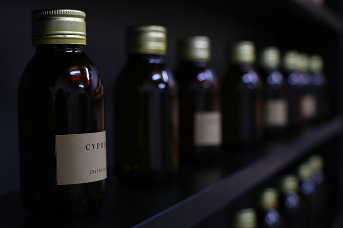 Choe Luxury Candle Making Workshop - Authenticity and Personal Touch