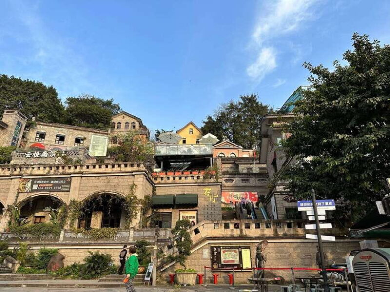 Chongqing: 1-dayEssential CityTour (no car,licensed tourgde) - The Authenticity of the Experience