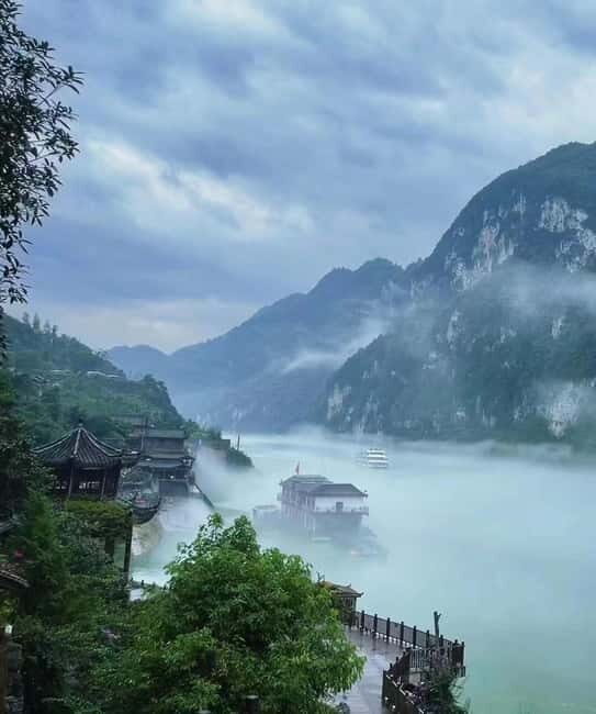 Chongqing: 5-Day Private Tour with Hotel & Transfers - Key Points