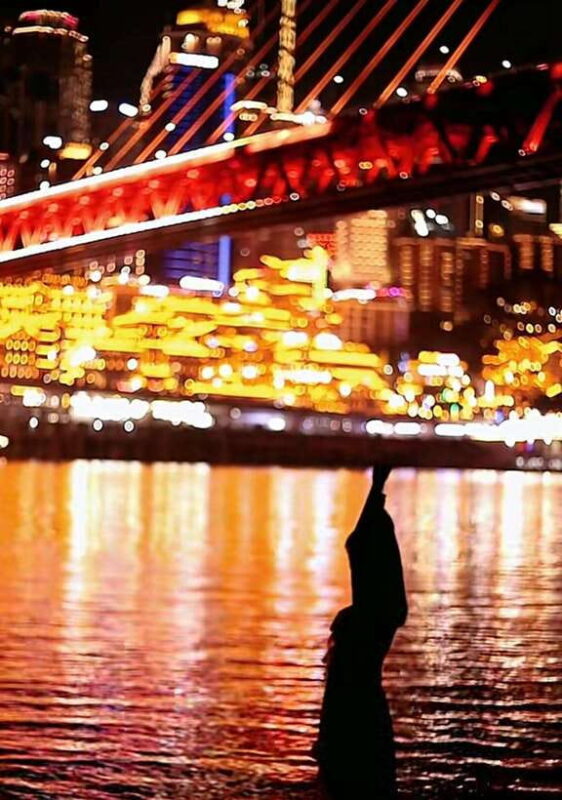 ChongQing: City Night Cruise and Local Snacks Tour - Detailed Breakdown of the Itinerary