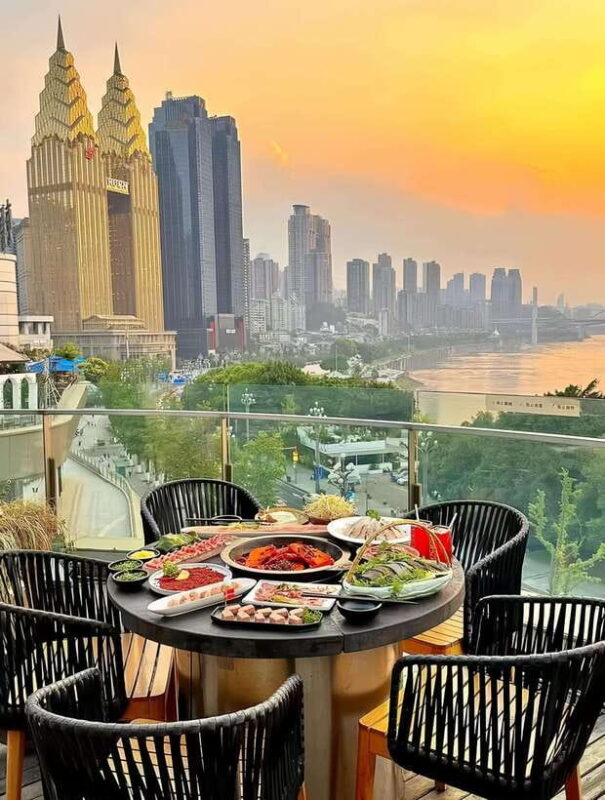 Chongqing deep explore 10 sights & typical lunch and dinner - The Sum Up