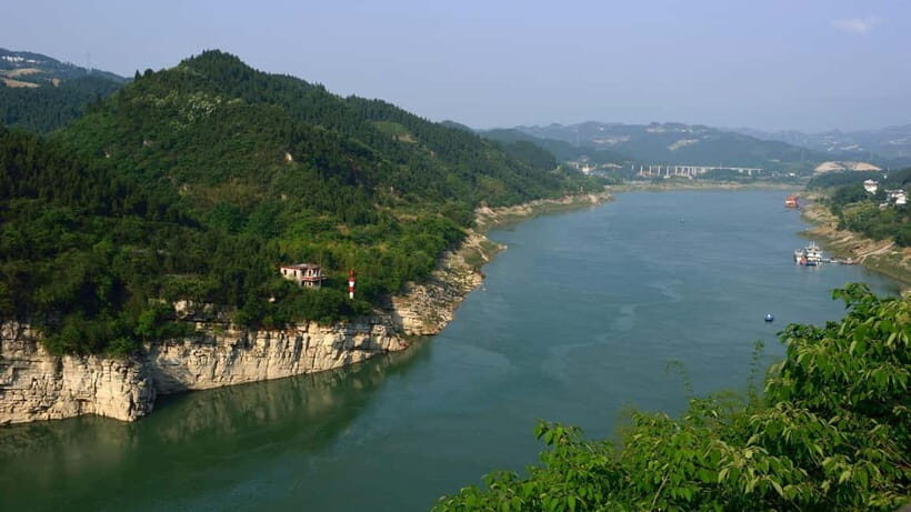 Chongqing: In Depth 4 Day Semi-Guided Tour - Tips for Travelers