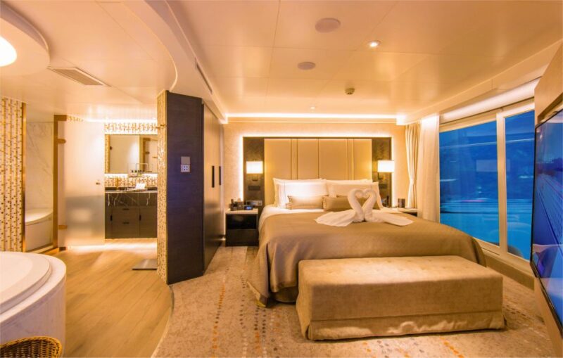 Chongqing: Yangtze River Cruise with Meals and Accommodation - The Value of the Experience