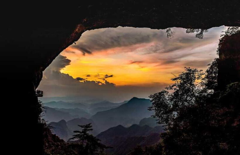 Chongqing:1-day Jinfoshan Mt hiketrip (licen guide,with car) - The Sum Up: Who Should Consider This Tour?