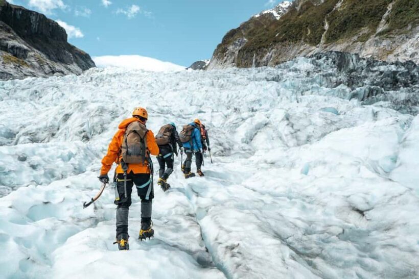 Christchurch to Franz Josef 1 Way Tour inc TranzAlpine Train - An In-Depth Look at the Tour Experience