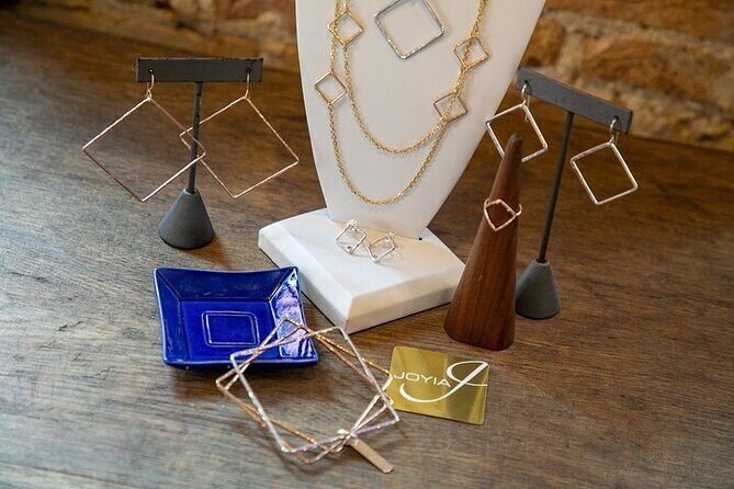 Christiansted's Artisan Shopping Tour - Exploring the Itinerary in Depth