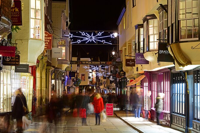 Christmas Guided Walking Tour in York - Navigating the Tour Route