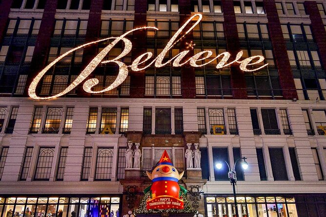 Christmas in New York: Private Holiday History Tour - Private Tour Experience