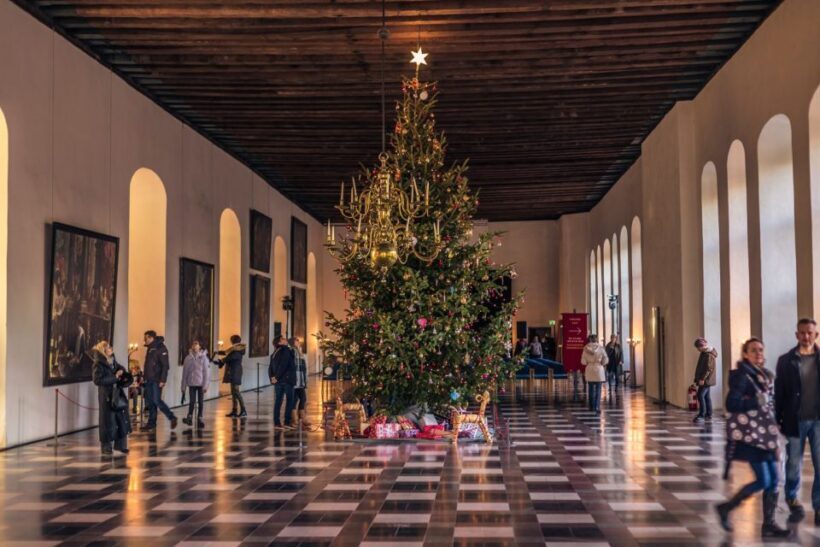 Christmas Joy in Helsingør - Private Walking Tour - The Christmas Market at Kronborg Castle
