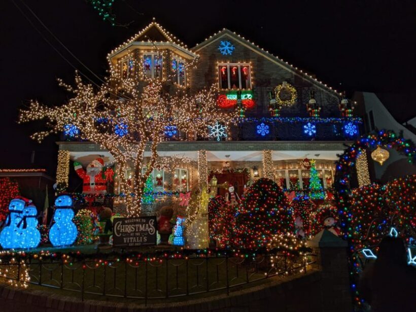 Christmas Light Night tour - What to Expect from the Christmas Light Night Tour