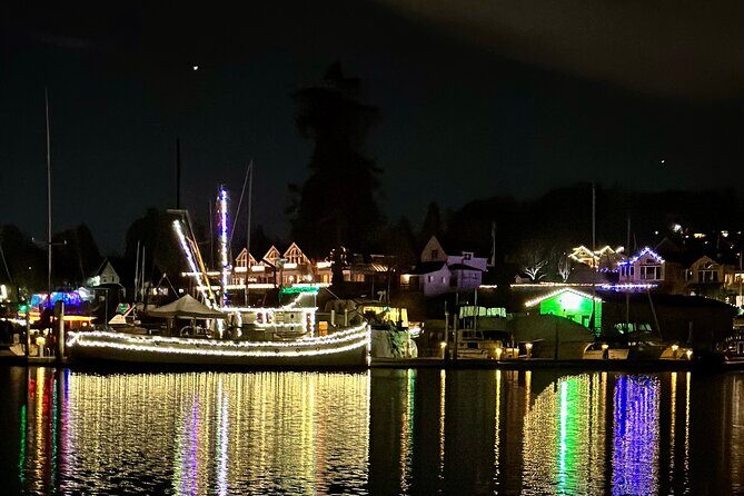 Christmas Lighted Boat Cruise in Gig Harbor - Key Points
