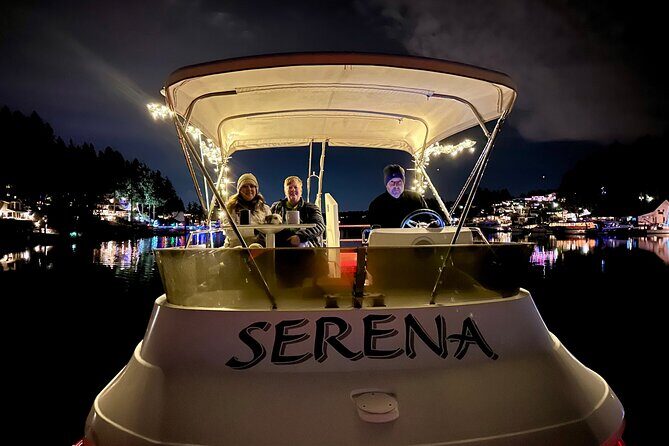 Christmas Lighted Boat Cruise in Gig Harbor - Who Will Love This Experience?