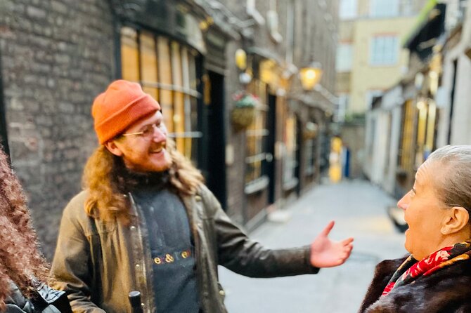 Christmas Lights and Markets Guided Walking Tour With Mulled Wine - Booking and Additional Information