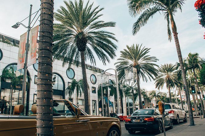 Christmas Lights in Beverly Hills - Private Guide and Free Coffee with Dessert - FAQ