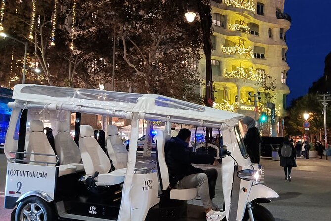 Christmas Lights Tour of Barcelona in Private Eco Tuk Tuk - Practical Considerations