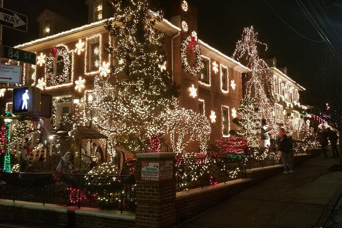 Christmas Lights Tour of Dyker Heights Brooklyn - FAQ