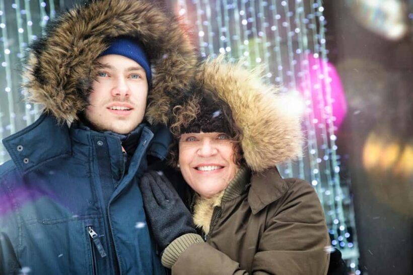 Christmas Magic: Old Montreal Private Walking Tour - Key Points