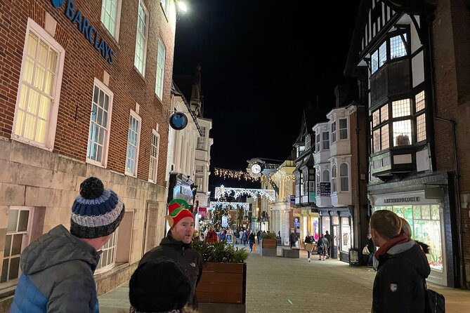 Christmas Mulled Wine Walk of Winchester - Savoring the Festive Mulled Wine Experience