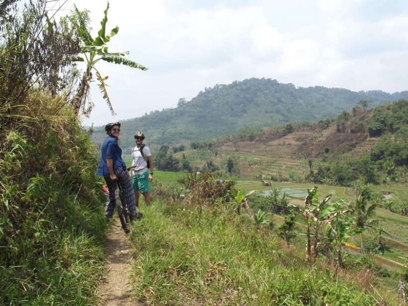 CIanjur : Downhill and Countryside Cianjur Cycling Tour - FAQs