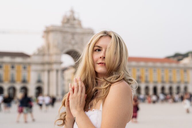 Cinematic Photoshoot in Lisbon - Cherishing Your Photographic Memories