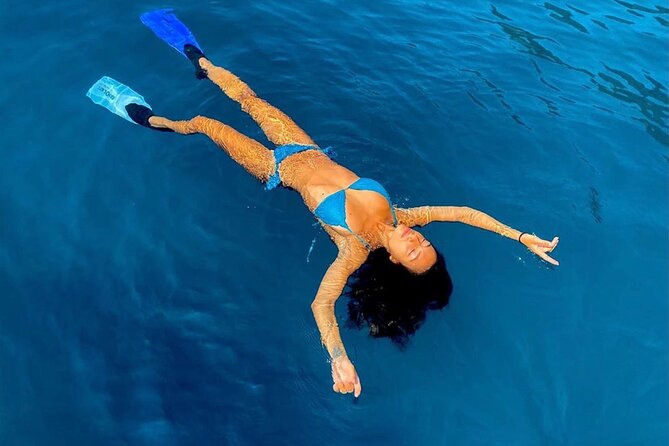 Cinque Terre Amazing Private Boat Tour - Tour Inclusions and Capacity