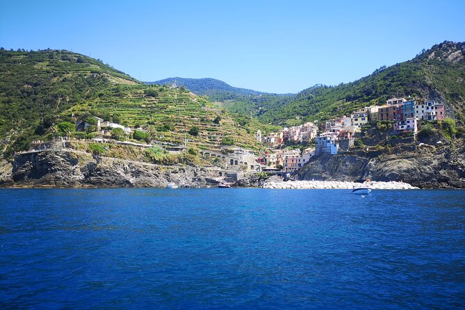 Cinque Terre by the Sea With Local Wine - Booking Your Cinque Terre Adventure