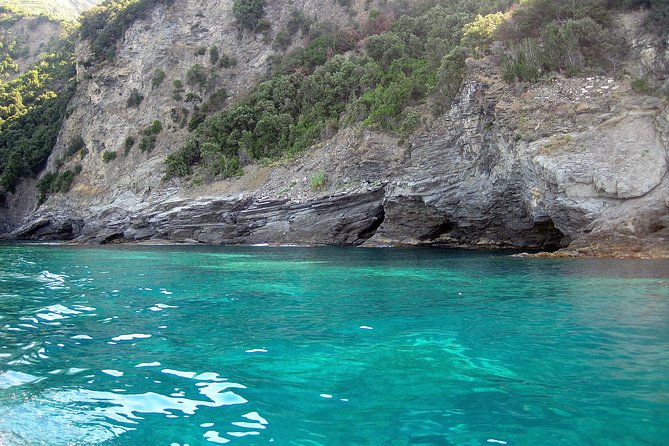 Cinque Terre Private Boat Tour - Personalized Group Experience