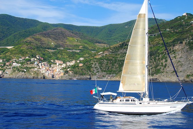 Cinque Terre Sailing Day Trip From La Spezia - Trip Requirements and Accessibility