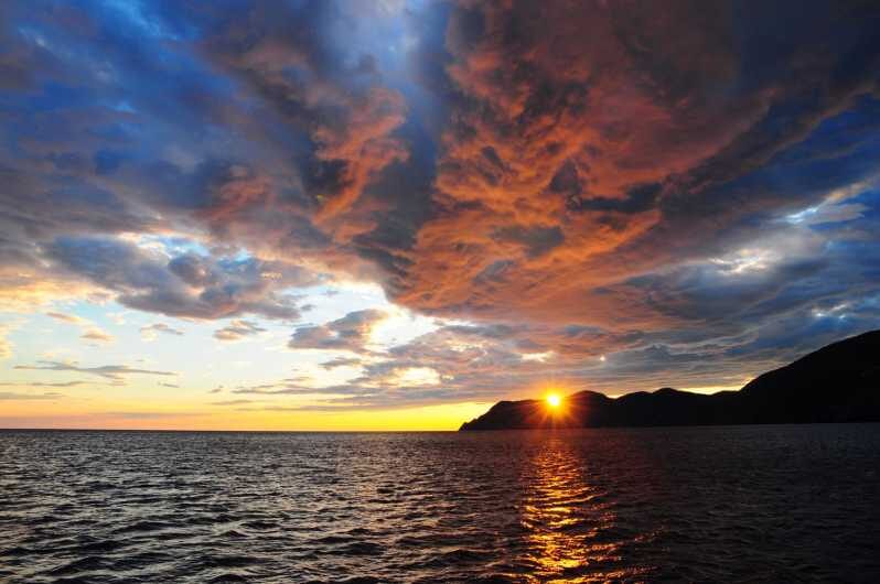 Cinque Terre: Sunset Cruise with Aperitif on Board - Key Points
