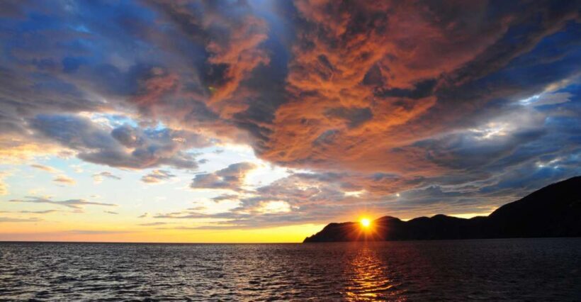Cinque Terre: Sunset Cruise with Aperitif on Board - An In-Depth Look at the Experience