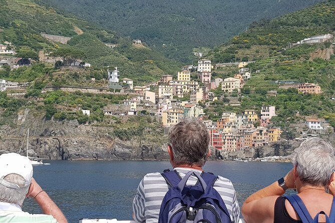 Cinque Terre Tour Small Group Tour From Lucca - Meeting Details