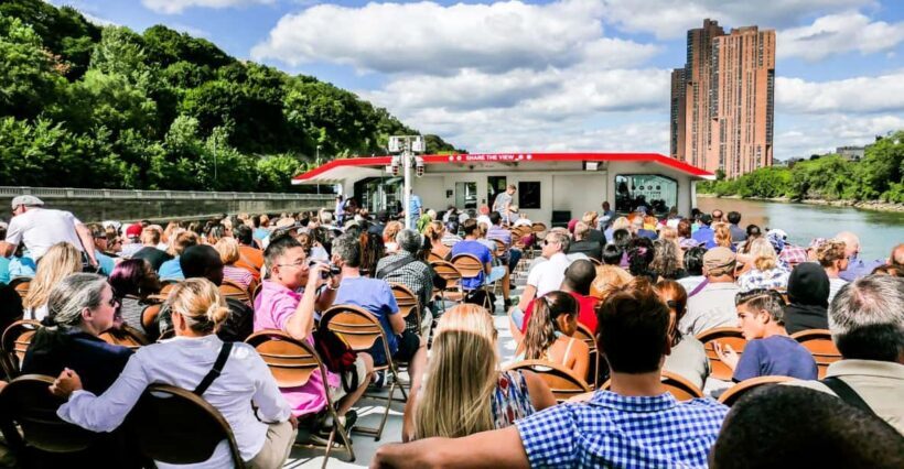 Circle Line: Bear Mountain Foliage & Oktoberfest Cruise NYC - Who Will Love This Tour?