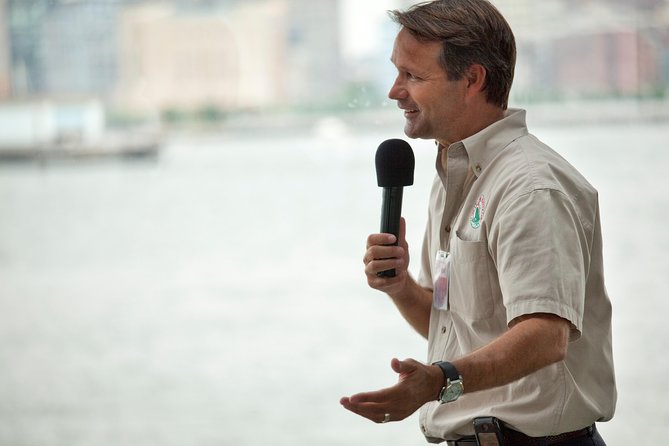 Circle Line: Complete Manhattan Island Cruise - Onboard Amenities and Comfort