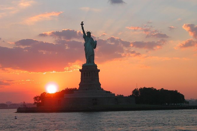 Circle Line: New York City Harbor Lights Cruise - Meeting and Departure Information