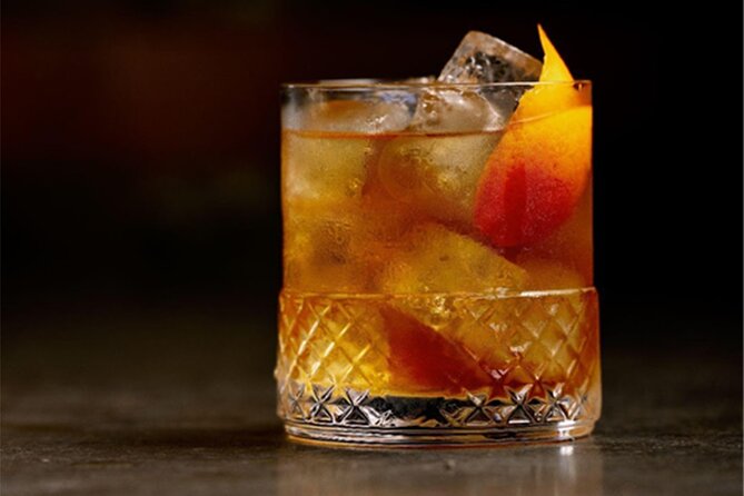 Citron Tasting and Citron-Based Cocktail Masterclass - Participating in the Cocktail-Making Competition