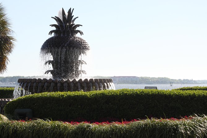 City Bus Tour With Charleston Museum Admission - Knowledgeable and Engaging Guides