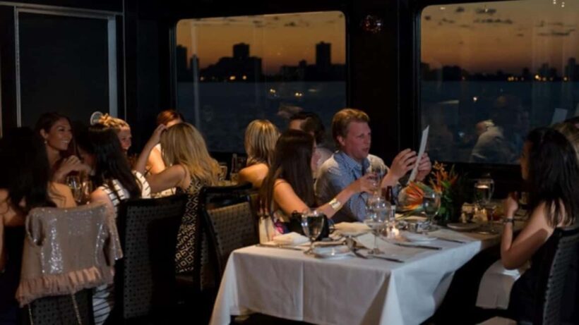 City Cruises Chicago: Premier Lunch or Dinner Cruise - FAQ