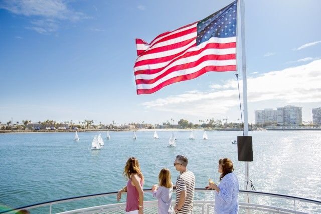 City Cruises San Diego: Best of the Bay Scenic Harbor Tour - Overall Experience and Who It’s For