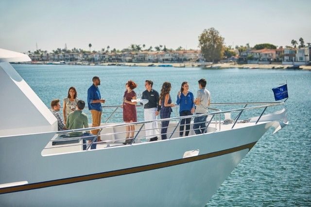 City Cruises San Diego: Best of the Bay Scenic Harbor Tour - FAQ