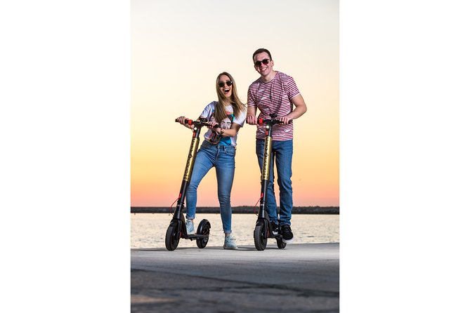 City Explorer: Daily Rental (24 Hours) - Included Equipment