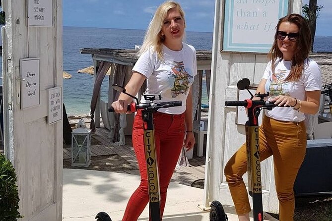 City Explorer: Daily Rental (24 Hours) - Discover Ancient Roman Ruins and Landmarks