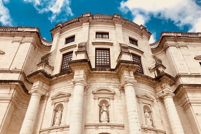 City of Neighborhoods Tour 1H 30M Private Tour by Tuk Tuk - Ideal for Guests