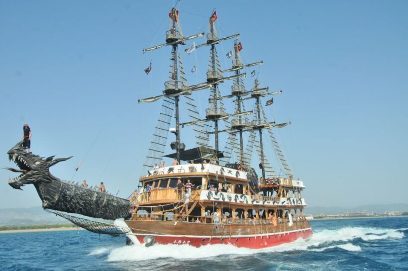 City of Side: Dolphin Island Boat Tour with BBQ & Foam Party - The Food and Drinks