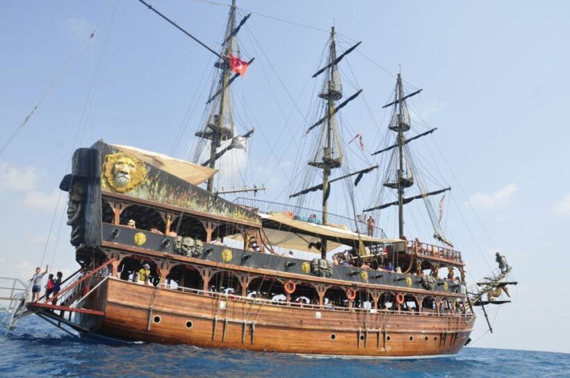 City of Side: Side & Caretta Bay Boat Trip w/ Lunch & Drinks - From Pickup to Drop-Off: Seamless Logistics