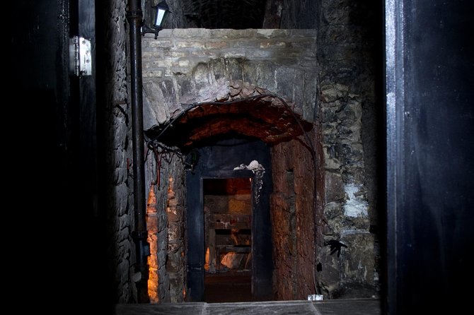 City of the Dead Underground Vaults (Day) - Meeting Point and Tour Duration