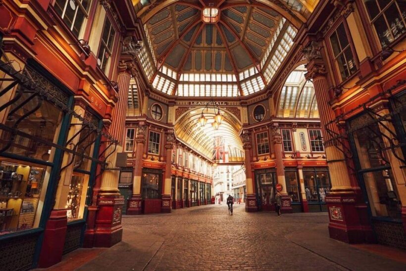 City & Secrets: Explore London's Gems on a Calm Sunday - Key Points