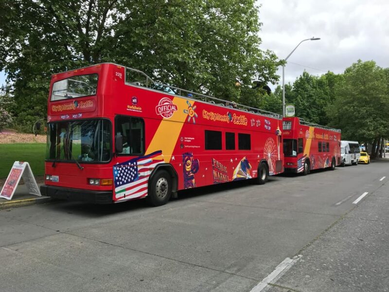 City Sightseeing Seattle: HOHO Bus Tour + Locks Cruise - Key Points