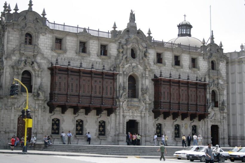 City Tour 1 day Lima - The Cathedral Basilica and Municipal Palace