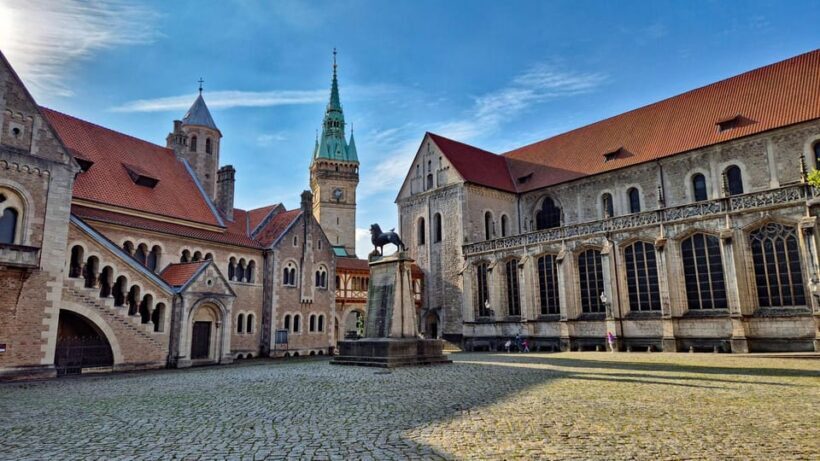 City tour Braunschweig: diverse and full of surprises. - Practical Details for Your Visit